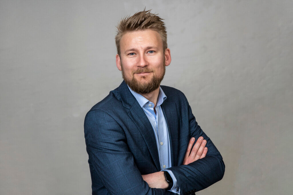 Peter Kofod kræver opstramning i Kriminalforsorgen - Dansk Folkeparti ...